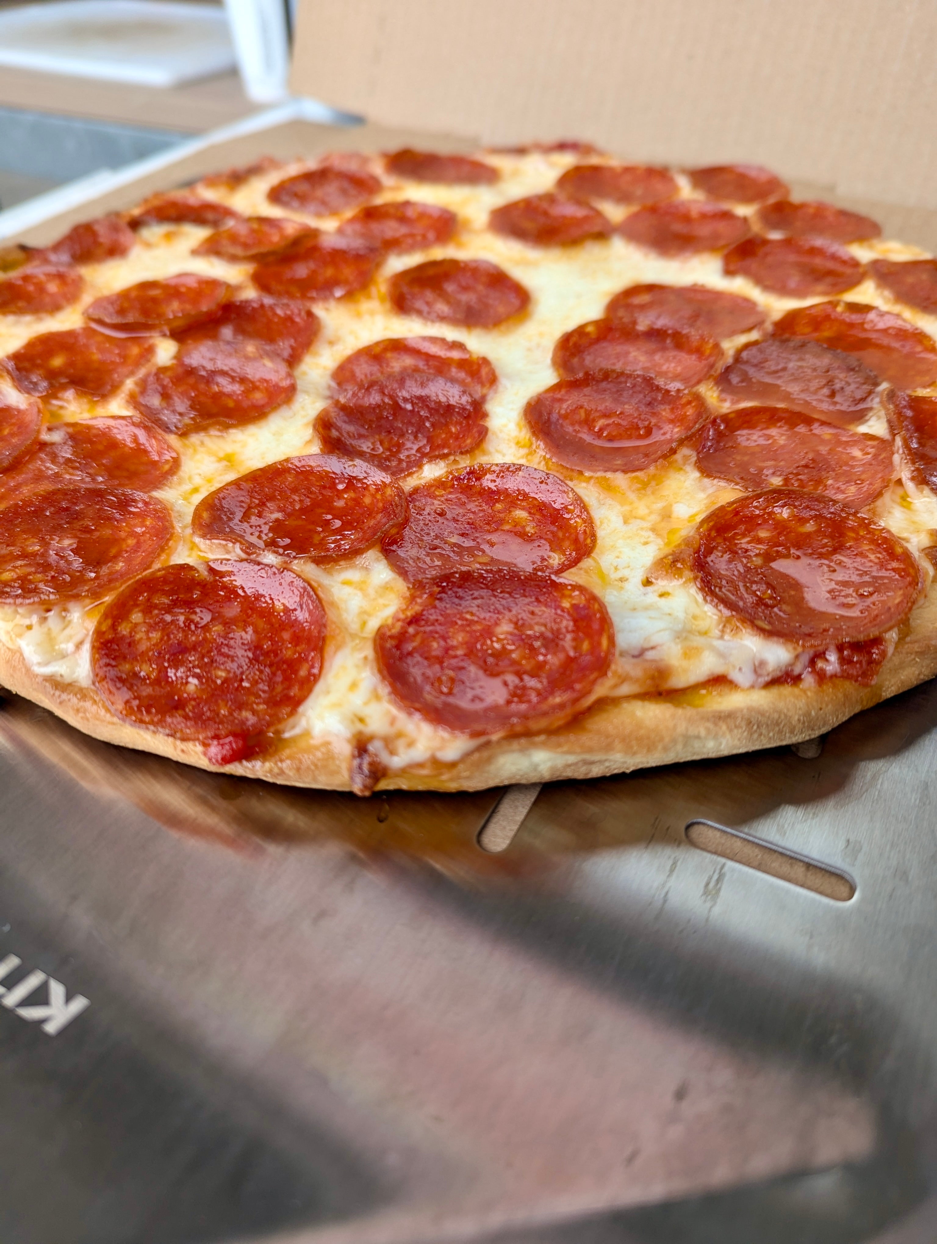 12" Gourmet Pizza (Pick Your Toppings) | Mushroom Deliveries